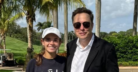 트럼프 손녀 머스크 부르는 호칭 보니 ‘깜짝벌써 이런 사이 됐나