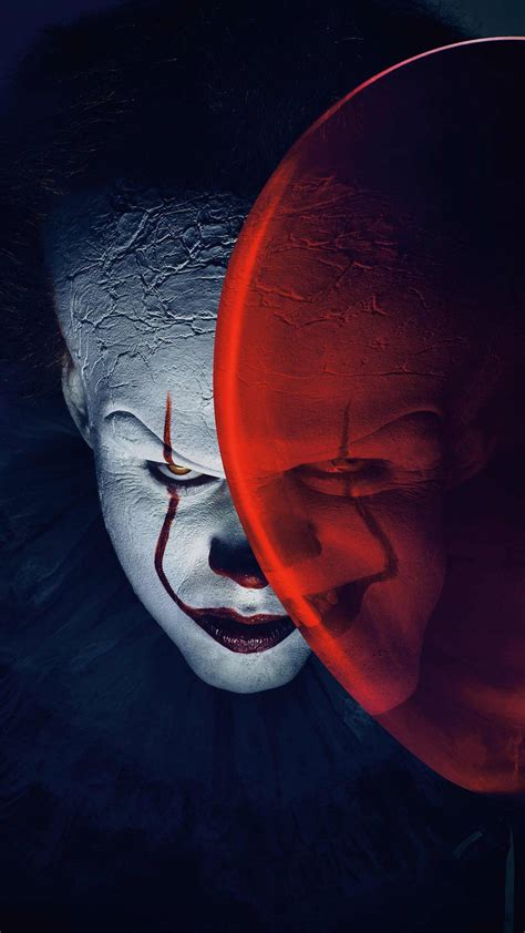 Download Pennywise On Black Horror Wallpaper