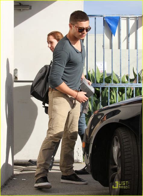 Zac Efron Buzz Cut Errands Run Photo 399342 Photo Gallery Just
