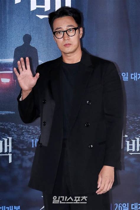 ‘안목 챙긴 소지섭 ‘광장으로 ‘소간지 업그레이드 줌인