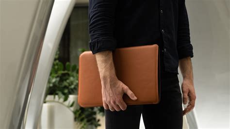 Ocult Leather Macbook Pro Sleeve Protects Your Device And Boasts A Minimalist Design Key