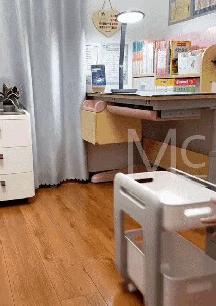깔끔하게 정리정돈하세요~ 다용도 2단 스토리지~ 주방에 다용도실에~ 깔끔한 정리를 위한~ 2단 스토리지~ 서랍처럼 앞으로