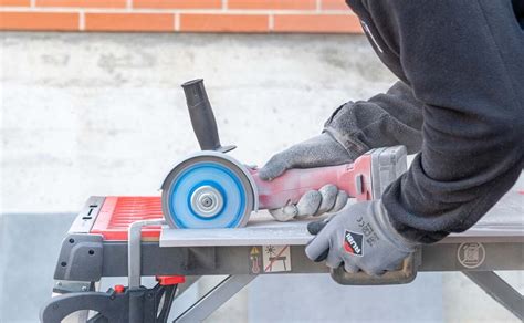 What Is A Grout Float And How Do You Use It Welcome To The Rubi