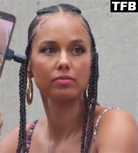 Alicia Keys Sexy 22 Photos Sexy E Girls