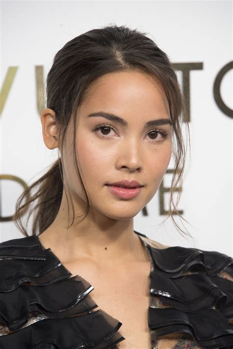 Yaya Urassaya Sperbund