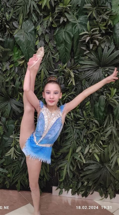 Astrasid Индивидуальный пошив купальников для художественной гимнастики 2024 ВКонтакте