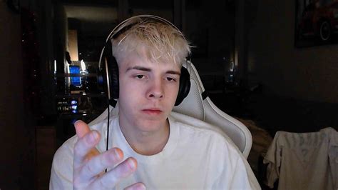 ПРОХОЖУ ТЕСТЫ НА СОВМЕСТИМОСТЬ СО СВОЕЙ ДЕВУШКОЙ Youtube