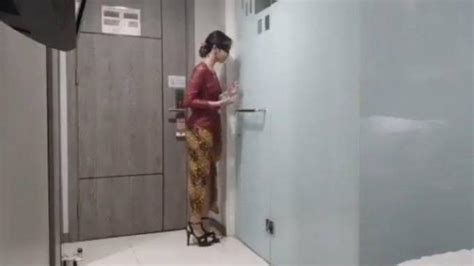 Polda Bali Beri Penjelasan Terbaru soal Viral Video Asusila Perempuan Kebaya Merah - TribunNews.com