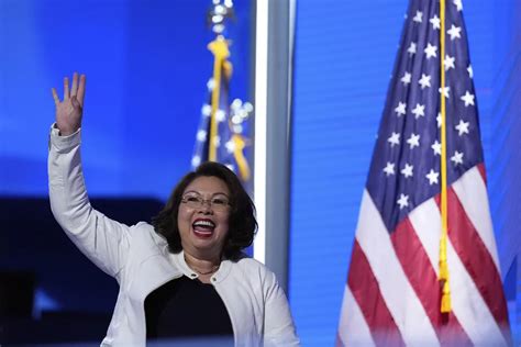 Duckworth Confident Trump Will Have To ‘be Dragged Off The Floor After