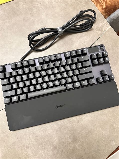 Steelseries Apex 7 Tkl Red Switch Keyboard 電腦＆科技 電腦周邊及配件 電腦鍵盤及相關產品 Carousell