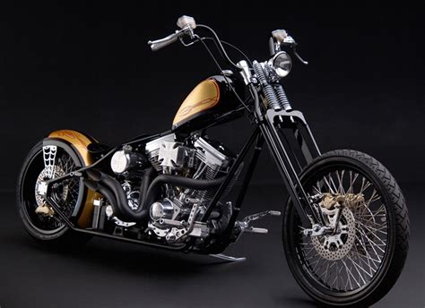 West Coast Choppers - Moto.ZombDrive.COM