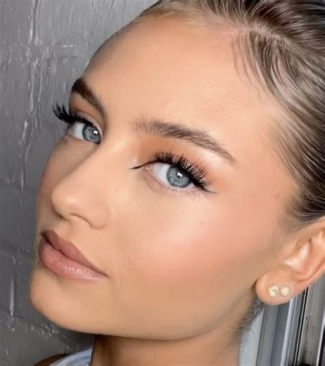 Ill Make You Famous Page 6067