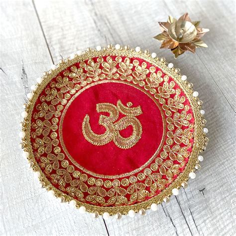 626bt ‘aum Pooja Tray With Incense Stand Trutti Frutti