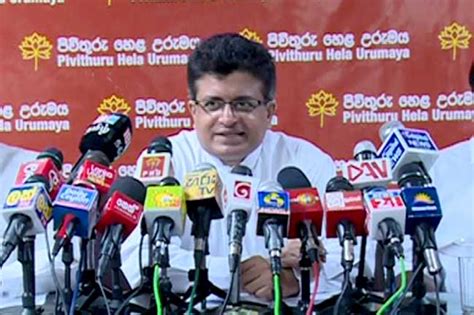 බදියුදීන්ගේ දුරකථන ඇමතුම ගැන හමුදාපති පරස්පර ප්‍රකාශ සිදු කළේ ඇයි