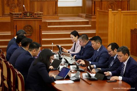 ТӨСӨВ 2025 2026 оны төсвийн төсөөллийн тухай хуульд өөрчлөлтийг анхны хэлэлцүүлэгт шилжүүлэв