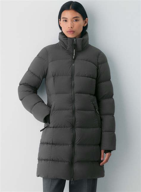 The Supersnug Puff™ Mid Aritzia Intl