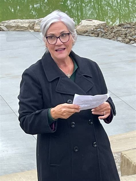 New Shotwell Gardens Opens To Lake Medina Visitors