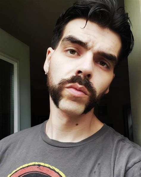 Chris Worldmind Tinder