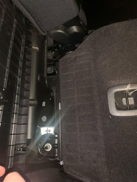 Can You Flip Up Second Row Seats Vertically 2021 Gc Rjeepgrandcherokee