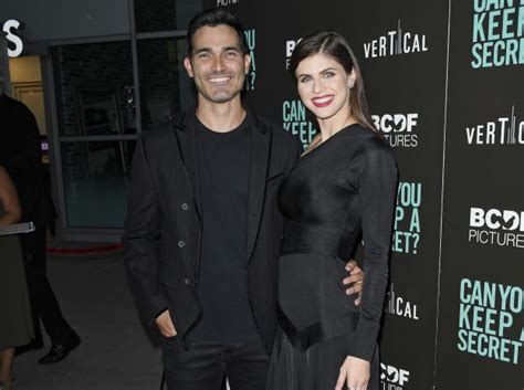 Alexandra Daddario Thefappening Sexy At Can You Keep A Secret Premiere The Fappening