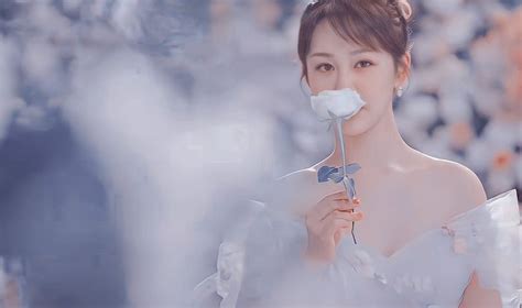 Ghim của Ng Mai Phuongg trên Dương Tử杨紫