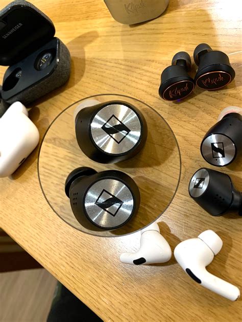 Review 1 số tai nghe True wireless Viết bởi wink