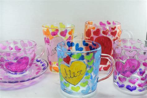 Ръчно рисувани персонализирани чаши със сърца Handmastersbg