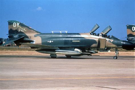 USAF - F-4D - 66-8747_OY [Udorn 1.72] wo 25.06.73 at Udorn… | Flickr