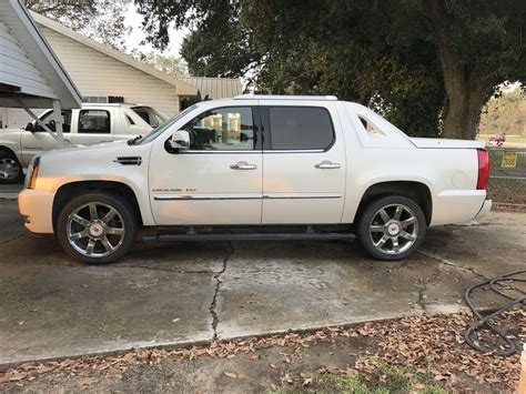 Escalade Truck 2013