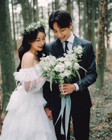 이성민 제주의오후 제주스냅 숲이 주는 클래식하고 잔잔한 순간들 💚 사랑받았던 잔잔한 제주 숲 모음집 🗓️