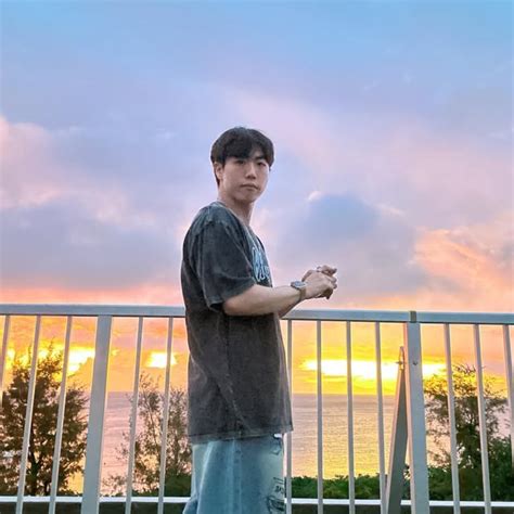 이충만 Chungman Lee 2chun9many • Threads Say More