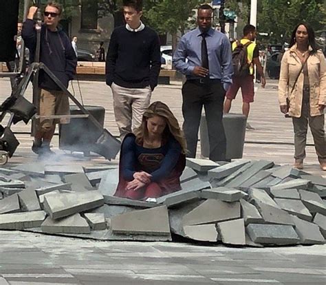 Supergirl Melissabenoist Bts Season4 Supergirl Tv Supergirl