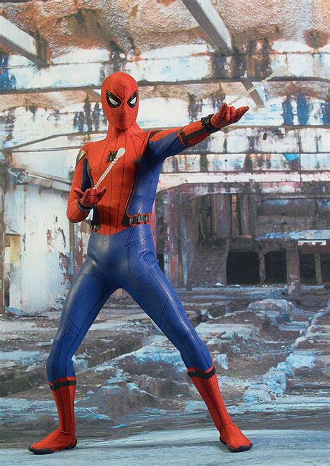 Review And Photos Of Spider Man Homecoming Sixth Scale Action Figure