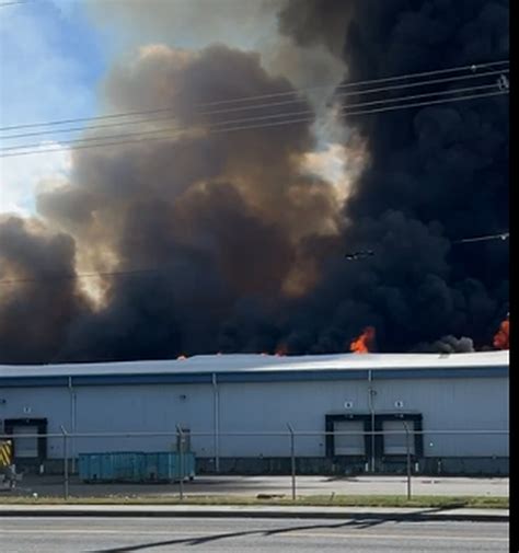 Part Of Finley Evacuated As Lineage Logistics Fire Spreads Tri City