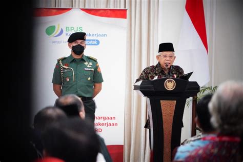 Workers Social Security Program Poverty Prevention Strategy Vp Antara News