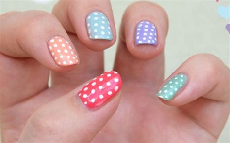 طرح ناخن بچه گانه انواع مدل های شیک و عروسکی ناخن کودکان دترلند