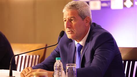 Indian Football New Head Coach Manolo Marquez Starts Rebuilding