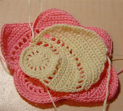 Как связать плоские розы крючком большая подборка идей и схем Сам себе мастер