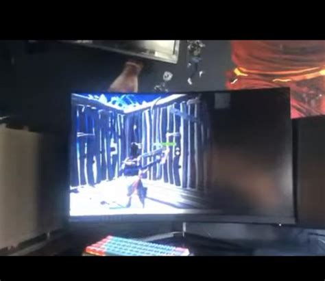 I Just Got This Monitor What Is Wrong With It R Monitors