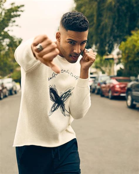 Michael Evans Behling Artofit