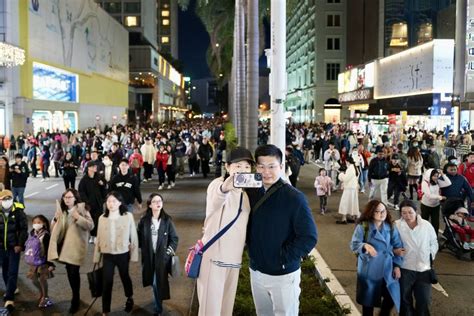 施政报告2024︱政府雇员明年起5个节庆拣3日提早收工 新增跨年倒数 星岛日报