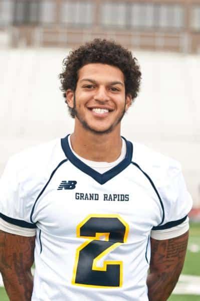 Is Jacob Payne Gay His Age Height Football Dating Net Worth