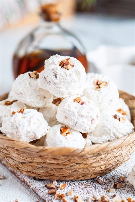 Old Fashioned Divinity Candy Xoxobella