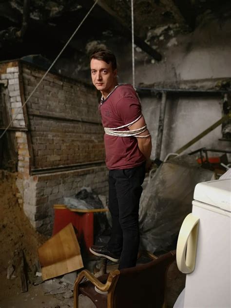 Aktoriui Josifui Baliukevičiui Kliuvo Išbandymas šiurpioje Scenoje Neapskaičiuota Detalė