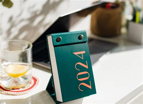 Святкові та неробочі дні у 2024 році Профспілка працівників освіти і науки України