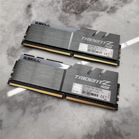 G Skill Ddr4 4266 8g X2 16g Samsung B Die F4 4266c19d 16gtzr Trident Z Rgb 芝奇 幻光戟 Desktop