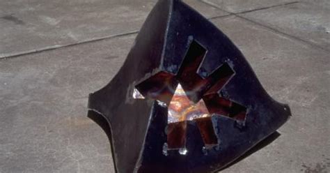 Axis Socket