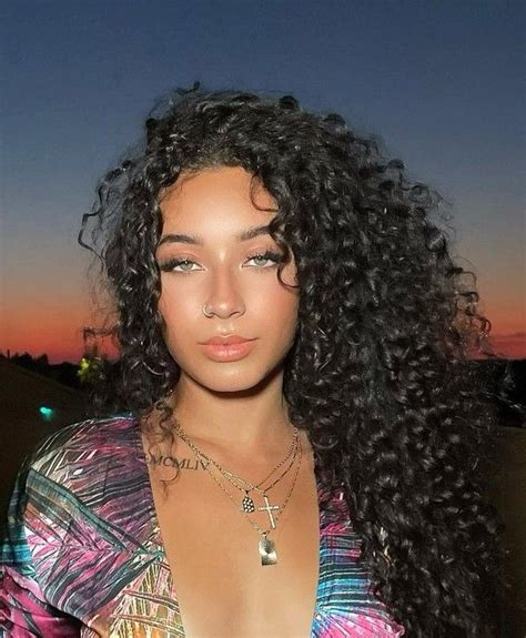 Hairstyles For Layered Hair Curly Girl Hairstyles Pretty Hairstyles