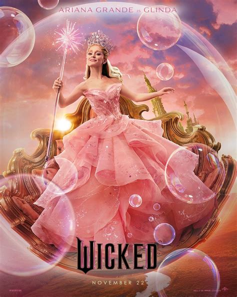 Ariana Grande Is Glinda By Kingtchalla Dynasty On Deviantart