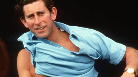 In ‘the Crown Josh Oconnor Is Reminding Us That Prince Charles Was Once Hot Vogue